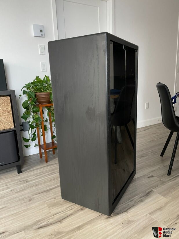 Audio Cabinet Photo #4359096 - Canuck Audio Mart