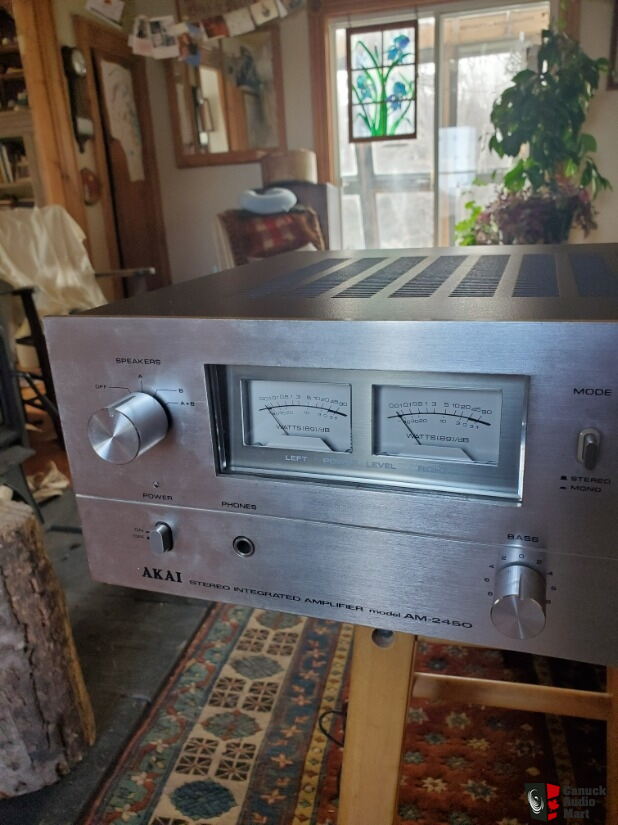 AKAI AM-2450 Integrated Amp 45 watts aside Photo #4359570 - Canuck ...
