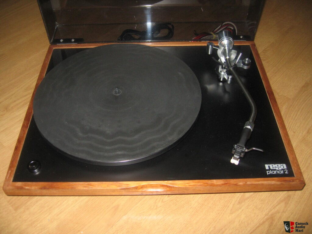 REGA PLANAR 2 TURNTABLE *** SOLD Photo #436056 - Canuck Audio Mart