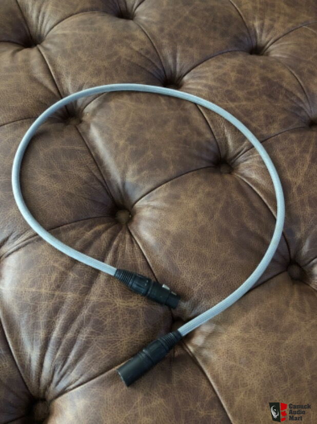 Transparent Cables Premium AES/EBU - 1m Photo #4360654 - Canuck Audio Mart
