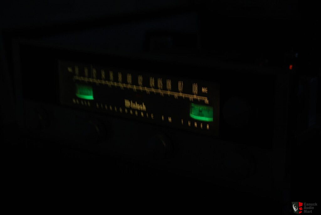 Mcintosh MR65B stero tuner Photo #436217 - Canuck Audio Mart