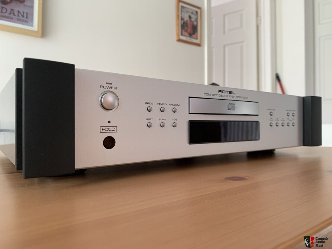 Rotel RCD-1072 CD Player - with Box and Remote Photo #4363166 - Canuck ...