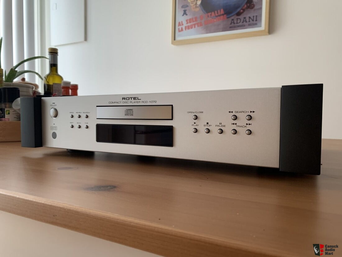 Rotel RCD-1072 CD Player - with Box and Remote Photo #4363166 - Canuck ...