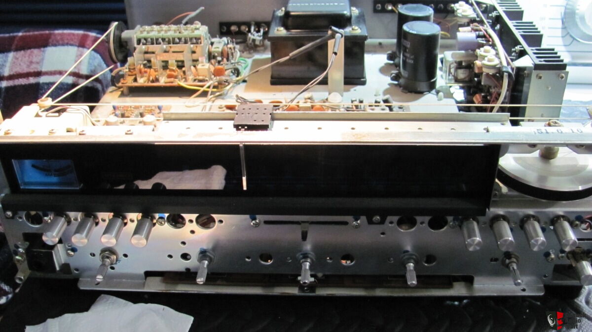 Marantz 2220B Photo #4371130 - Canuck Audio Mart