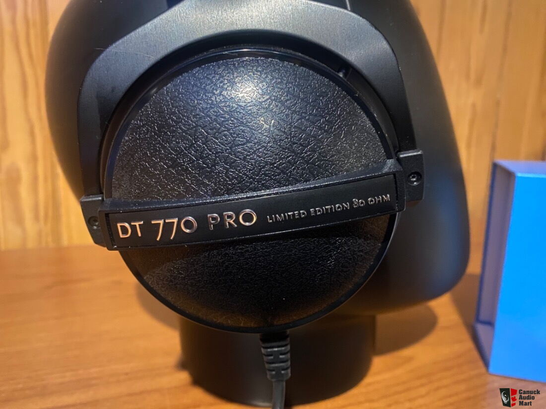 Beyerdynamic DT770 Pro with Dekoni pads Photo #4396962 - UK Audio Mart