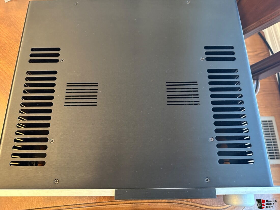 Classe CAP 151 Integrated amplifier Photo #4402040 - Canuck Audio Mart