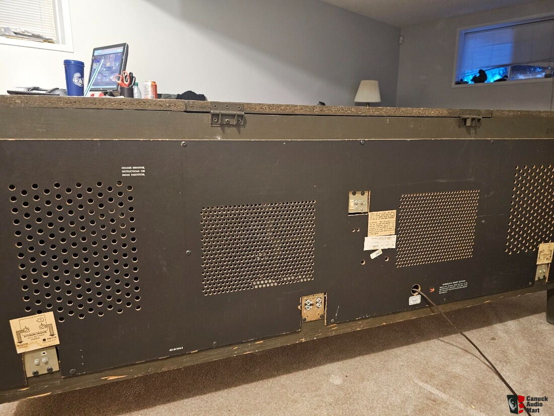 Vintage Admiral Stereo AM-FM-FM Console Radio-Phono Cabinet Photo ...