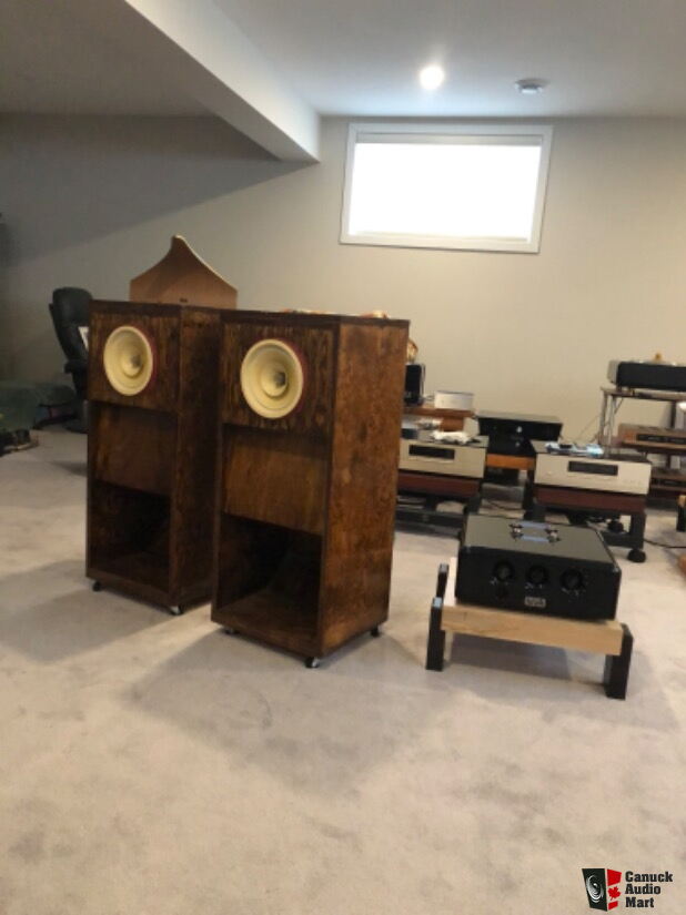 Custom Coral Betta - Single driver Full range back loaded horn Speakers ...