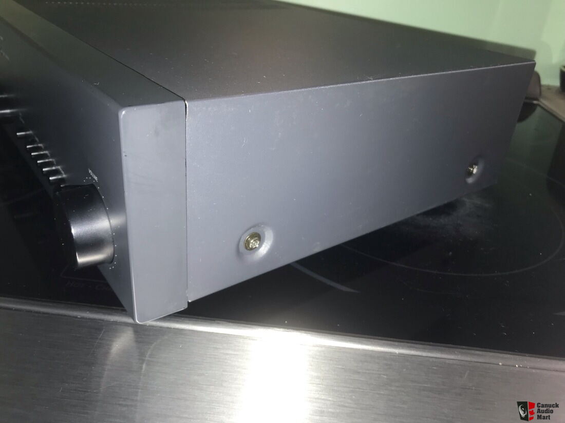 NAD model 304 integrated stereo amplifier Photo #4408220 - Canuck Audio ...