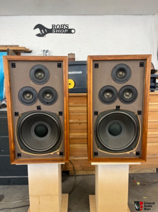 Realistic Optimus 5B Photo #4423378 - US Audio Mart