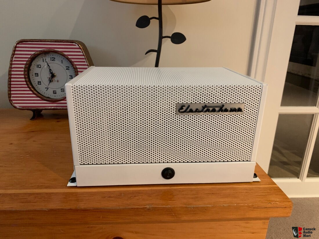 Electrohome Stereo Tube Amplifier Photo #4427331 - UK Audio Mart