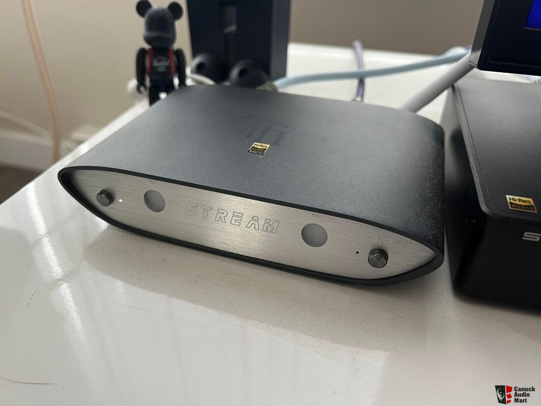IFI Zen Streamer and IFI Power x power supply For Sale - Canuck Audio Mart