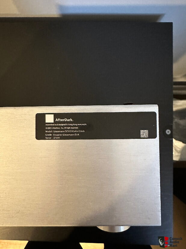 AfterDark. Project OCXO Emperor Giesemann EVA Clock. (Retail $7600.00 ...