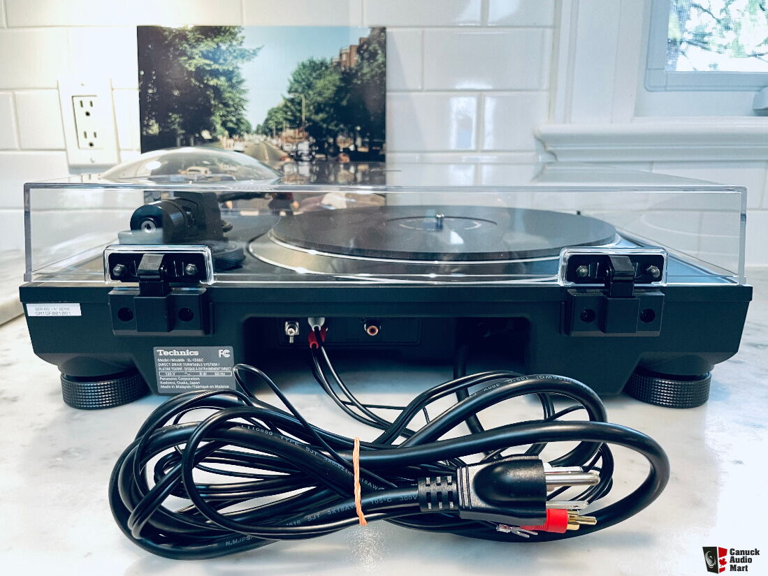 Nearly-New Technics SL-1500C Turntable - Exceptional+++ Photo #4439934 ...