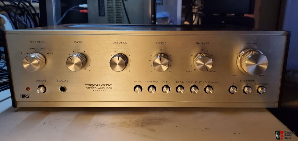 Realistic SA-1000 Stereo Integrated Amplifier (1975-76) Over all in ...