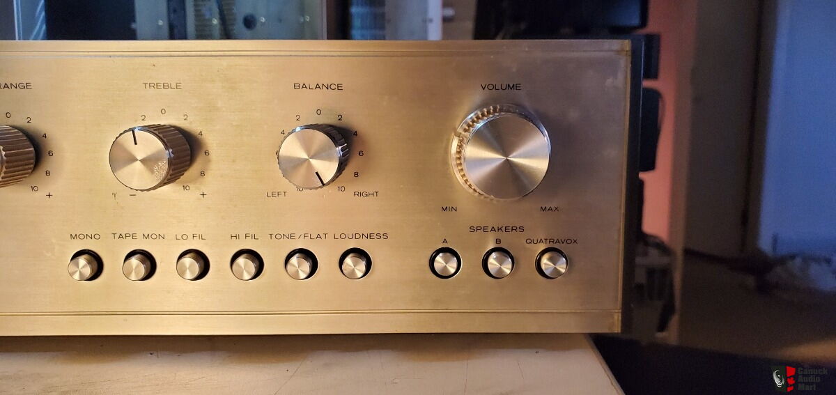 Realistic SA-1000 Stereo Integrated Amplifier (1975-76) Over all in ...