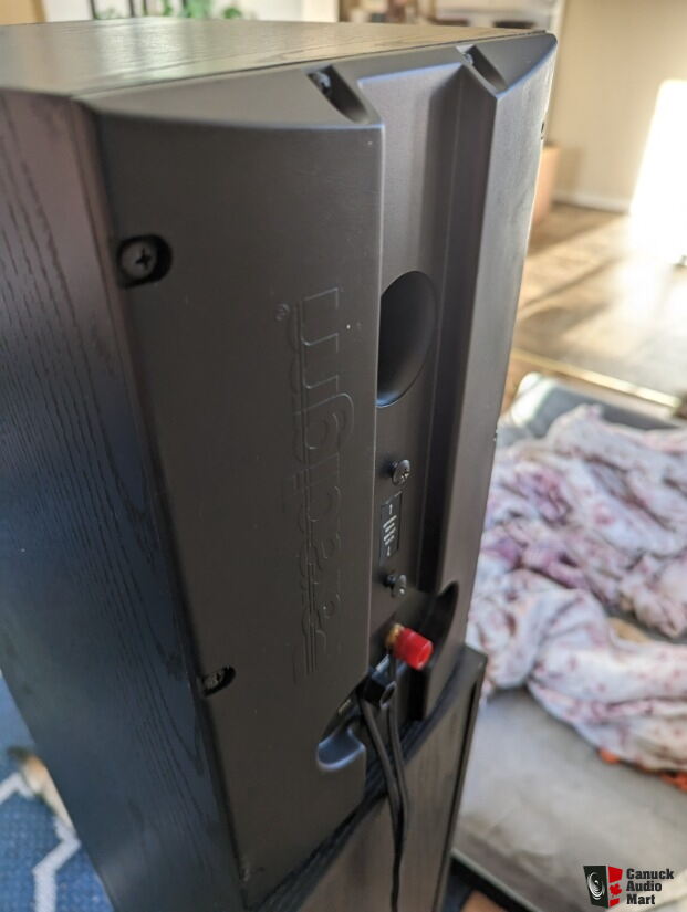 Paradigm Titan V2 Photo #4450162 - Canuck Audio Mart