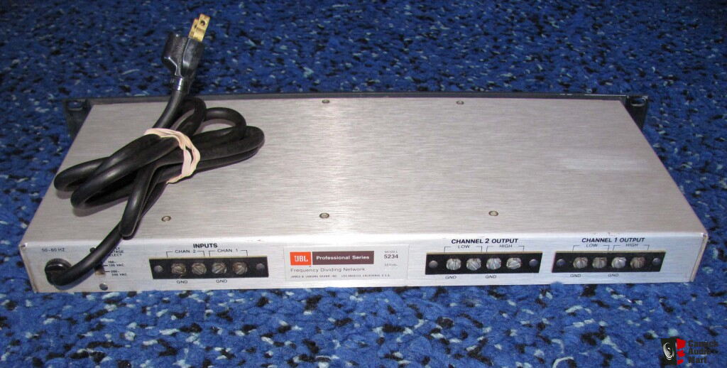jbl 5234 electronic crossover 1200hz Photo #445303 - US Audio Mart