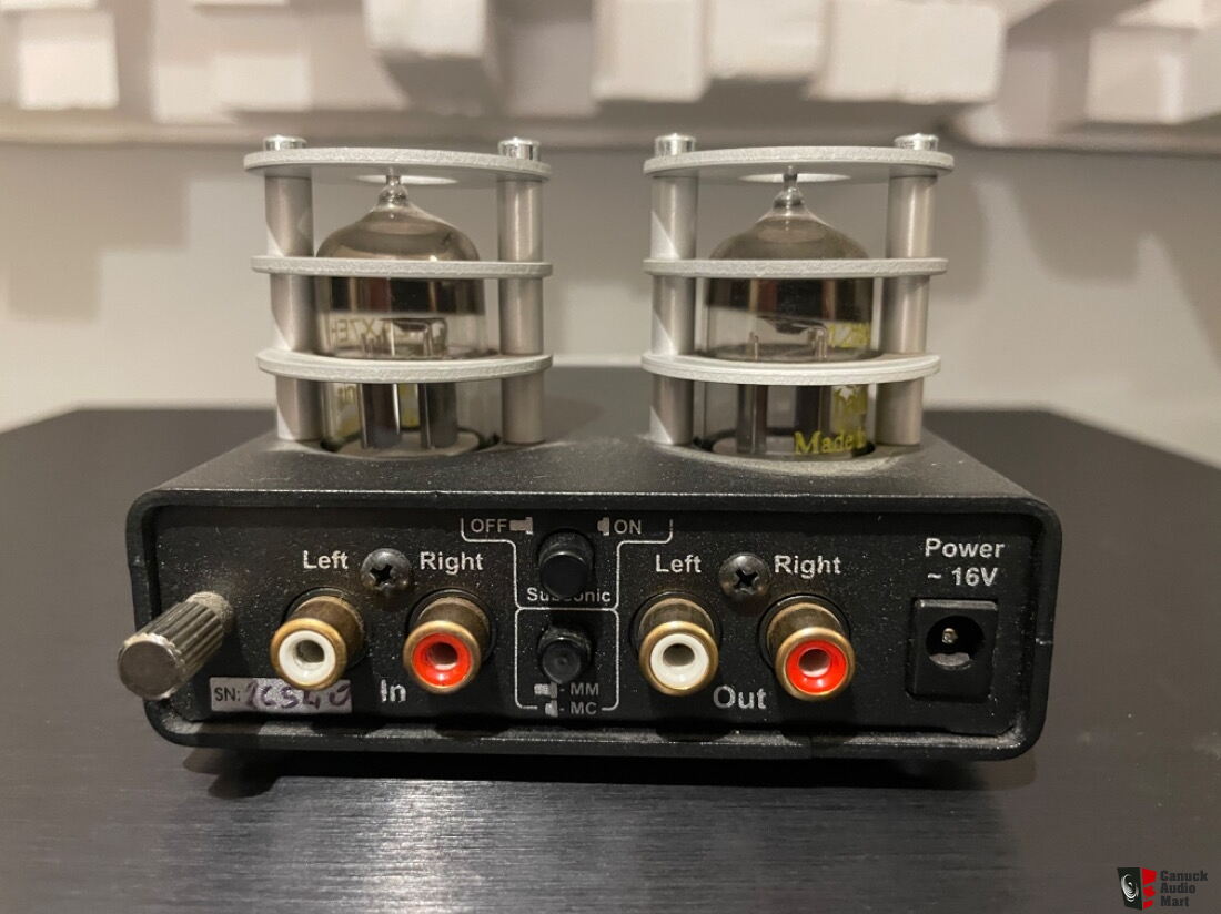 Pro-Ject Tube Box 2 w/Electro Harmonix 12AX7s Photo #4453878 - Canuck ...