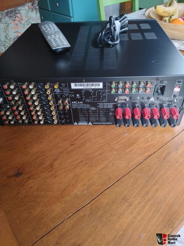 Superb Arcam AVR300 Photo #4456390 - Canuck Audio Mart