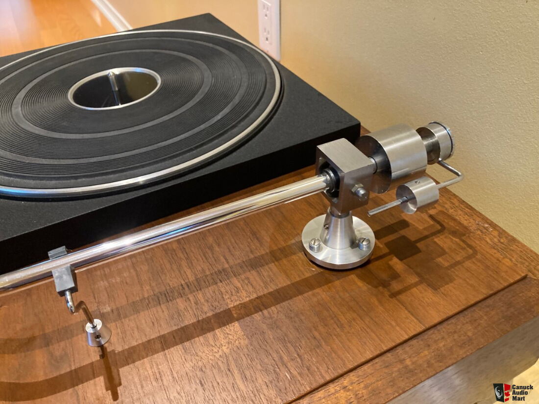Hitachi PM-70 turntable, very rare and high quality machine ...Thorens ...