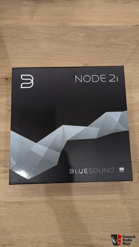 Bluesound Node 2i **With pre-installed Linear Power Supply Interface ...
