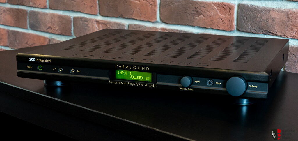 Parasound NewClassic 200 Integrated Amp: MINT Trade-In; 90 Day acX ...
