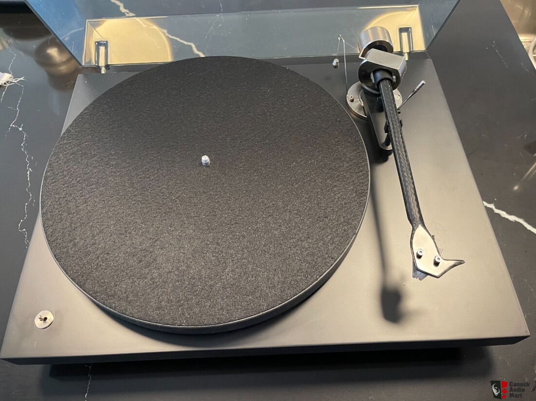 Pro-ject Debut Pro *Award Winning Turntable For Sale - US Audio Mart