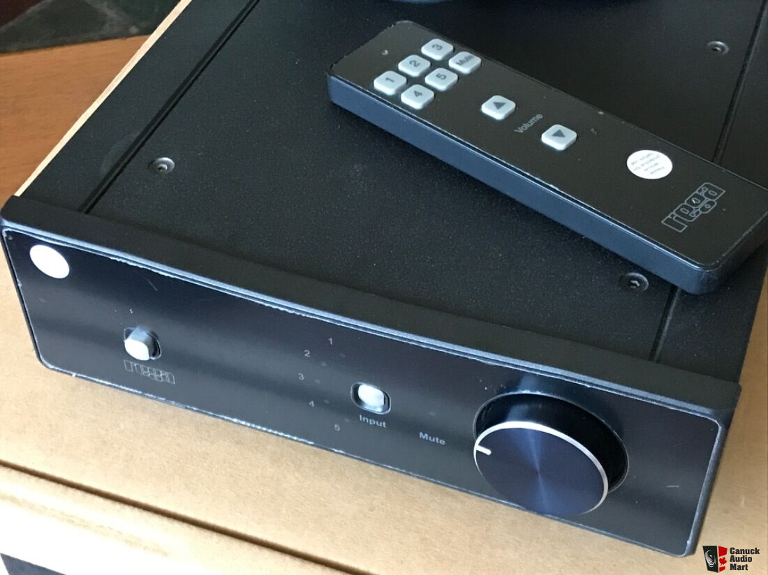 Rega Brio-R like new Photo #4465925 - Canuck Audio Mart