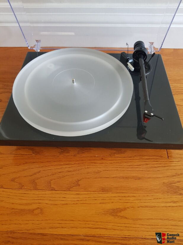 Pro-Ject Xpression III turntable with acrylic platter Photo #4474429 ...