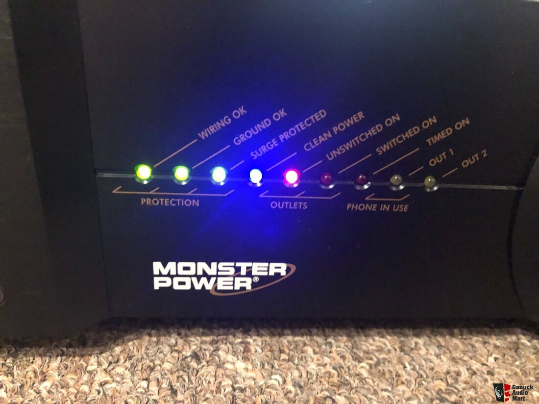Reference power centre HTS 5000 from Monster cable Photo #4480796 ...