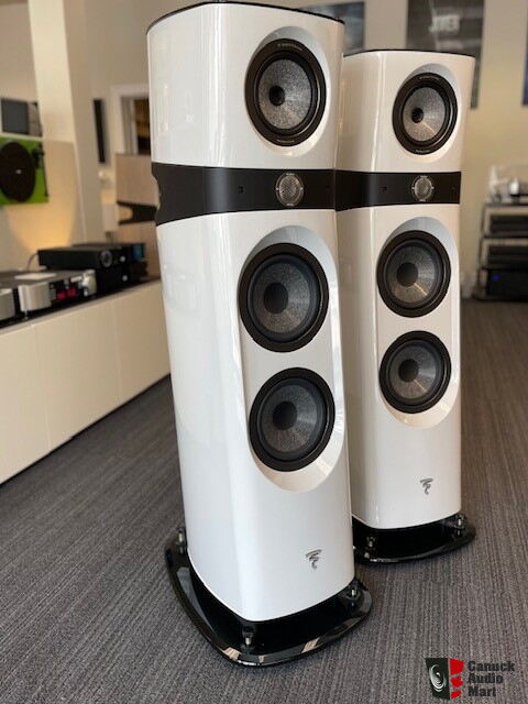 Focal Sopra 3 (white gloss) (demo) Dealer Ad - Canuck Audio Mart