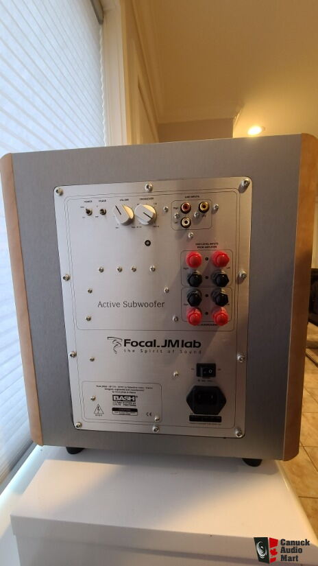 Focal-JMlab Chorus SW700S Photo #4481270 - US Audio Mart