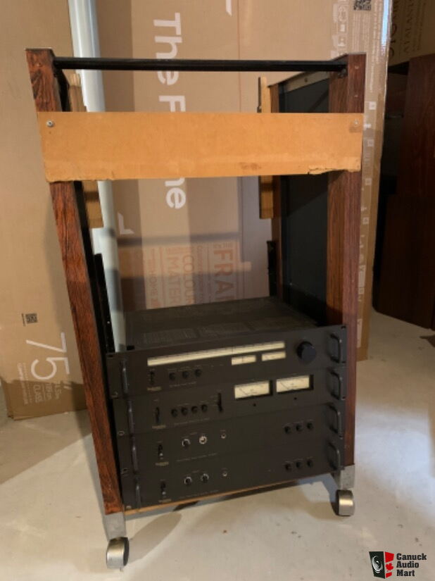 Technics Professional 9000 Series Set Photo #4485035 - Canuck Audio Mart
