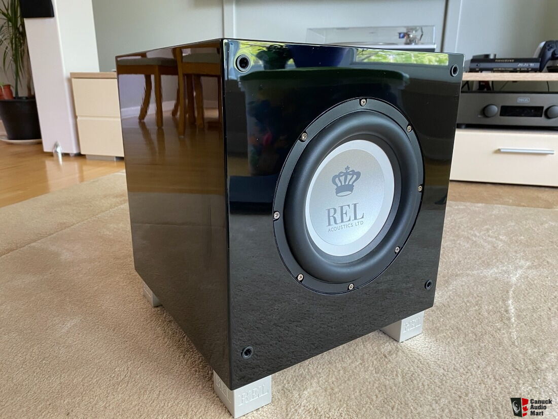 REL T7i - GLOSS BLACK For Sale - Canuck Audio Mart