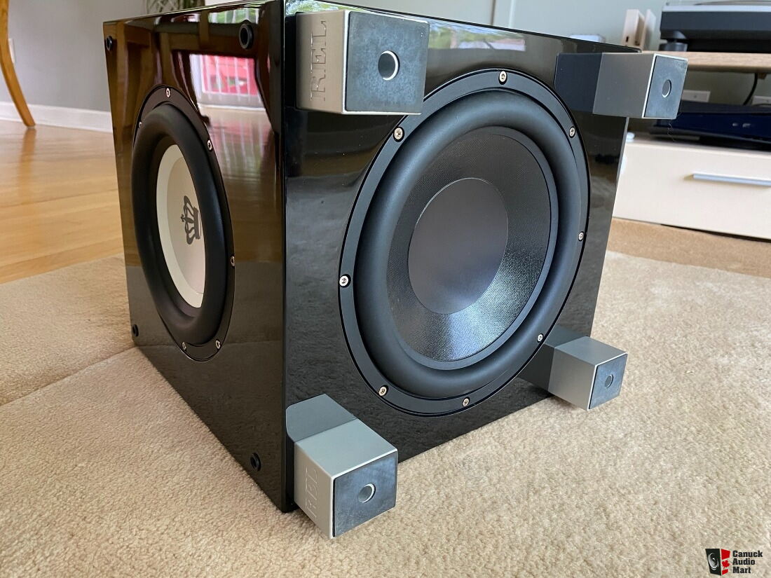REL T7i - GLOSS BLACK Photo #4489636 - Canuck Audio Mart