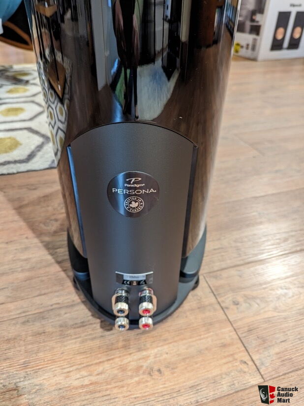 Paradigm Persona 7F Tower Speakers (Carbon Black Gloss): MINT Condition ...