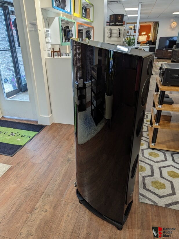 Paradigm Persona 7F Tower Speakers (Carbon Black Gloss): MINT Condition ...