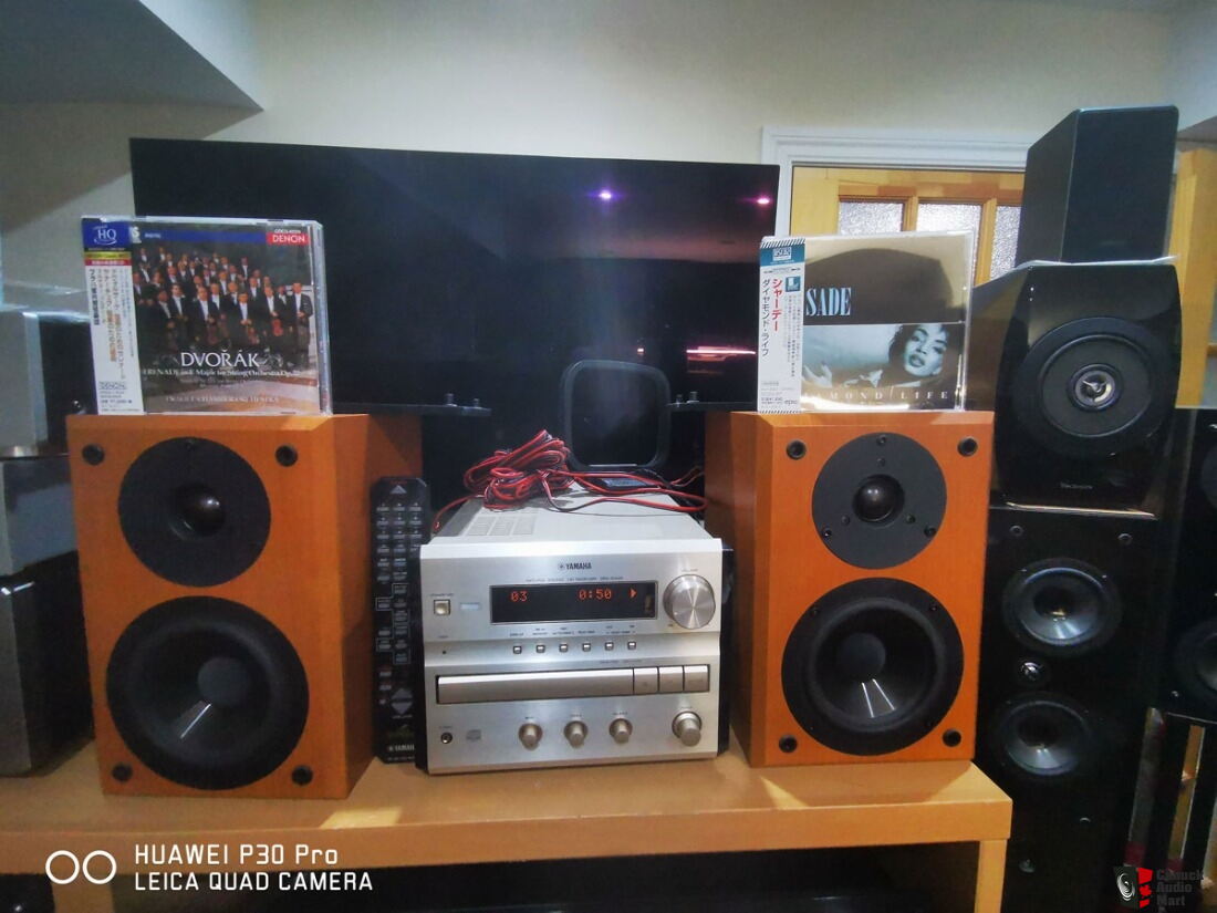 Yamaha PianoCraft CRX-E300 CD Receiver Mini HiFi with NX-E300 Speakers ...