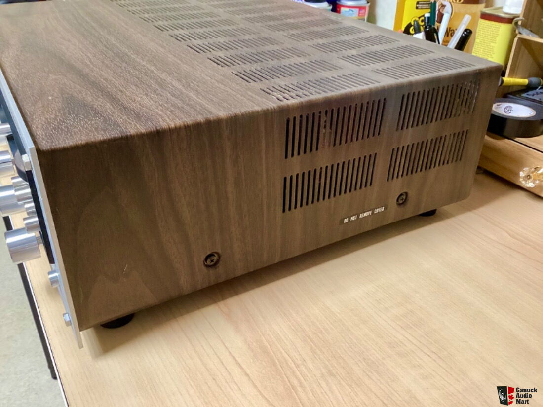 Gorgeous Marantz 2220B receiver Photo #4509760 - UK Audio Mart