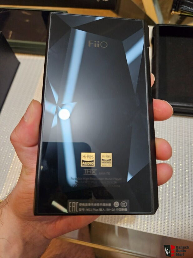 Fiio M11 Plus Ltd DAP w/ Upgraded Leather Case (AKM version) For Sale ...