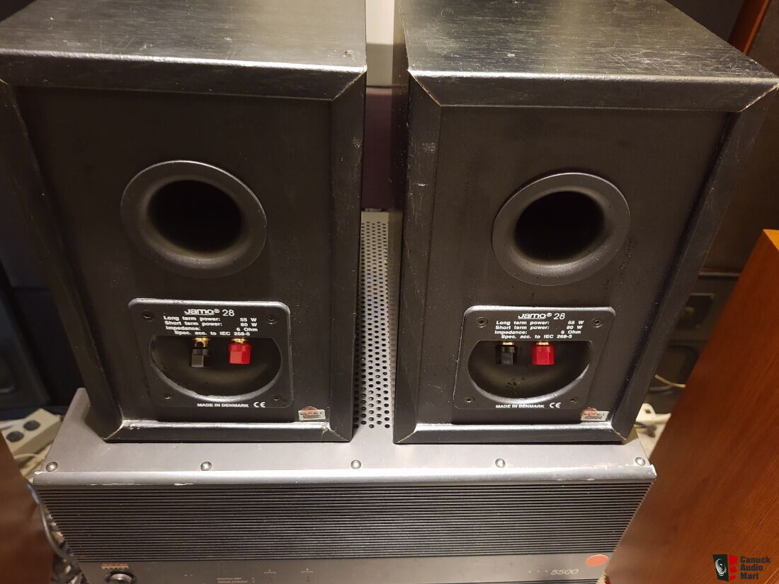 Jamo 28 Bookshelf Speakers Photo #4513177 - Canuck Audio Mart
