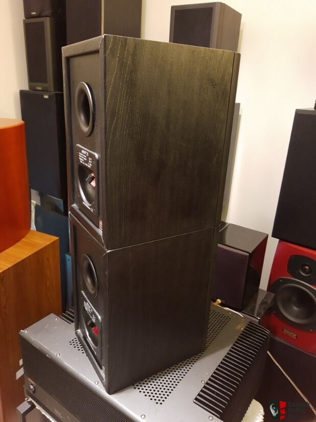 Jamo 28 Bookshelf Speakers Photo #4513181 - Canuck Audio Mart