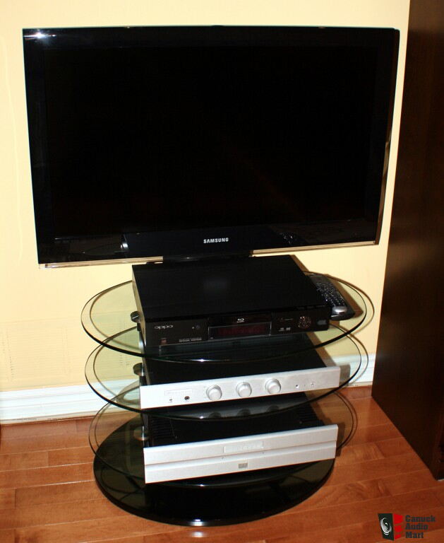 Half price for complete audio system with stand !!! For Sale - Canuck ...