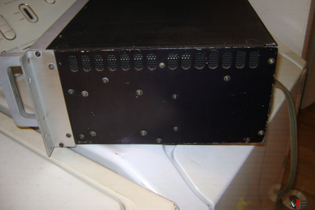 crown psa 2 amplifier Photo #4516123 - Canuck Audio Mart