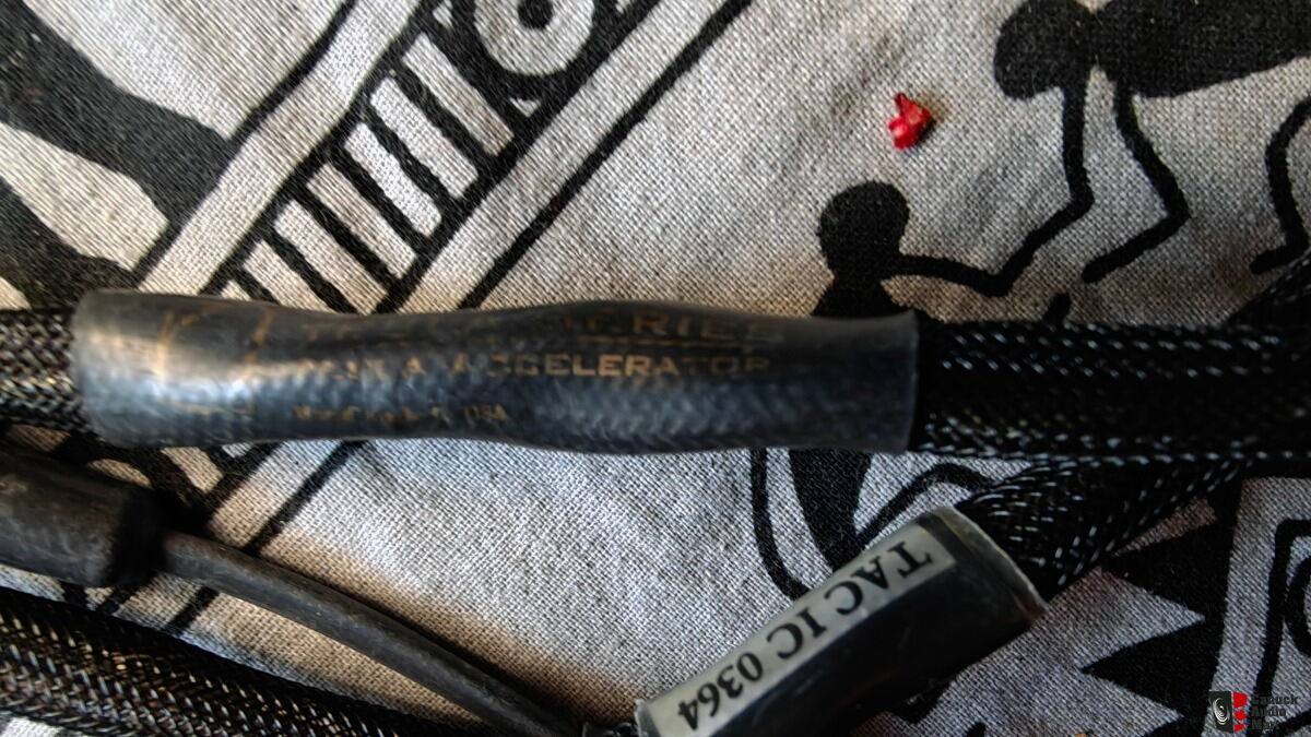 Synergistic Research Tesla SE ACCELERATOR RCA - 1m Photo #4517395 ...