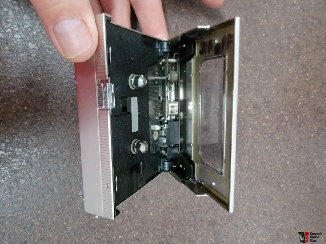 Restored Vintage Sony WM-5 Cassette Walkman Photo #4519441 - UK Audio Mart
