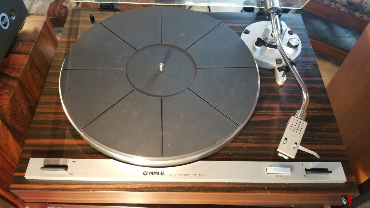 Yamaha YP-B2 Turntable Photo #4526428 - Canuck Audio Mart
