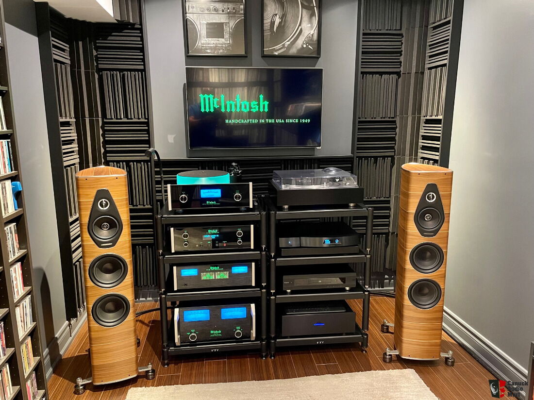 McIntosh MC452 Power Amplifier Photo #4547264 - Canuck Audio Mart