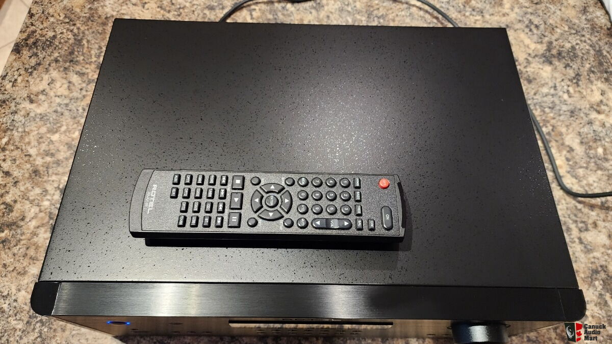 Rotel RC-1590 Preamplifier Photo #4530789 - UK Audio Mart
